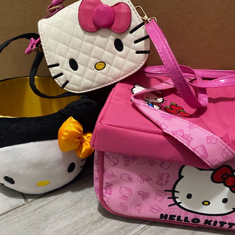 Hello Kitty Bundle. - Gem